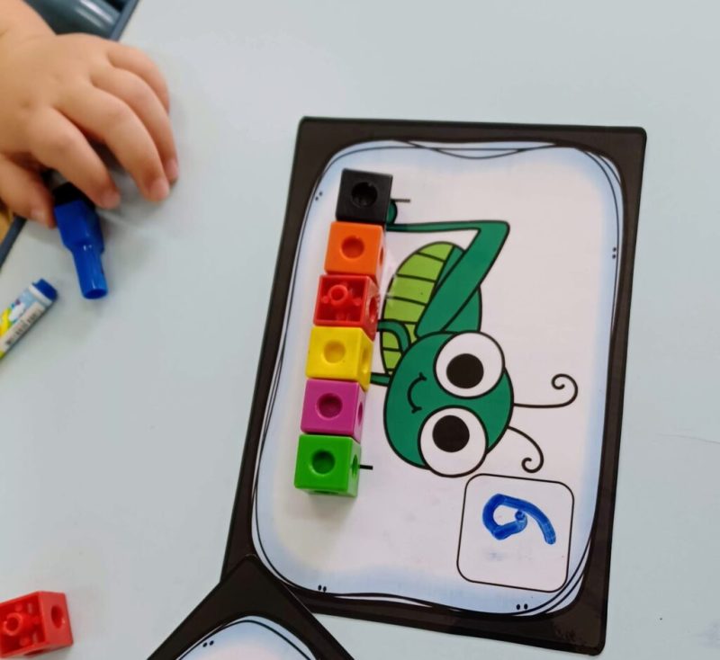 Insects Themed Measuring Center - NBpreKactivities